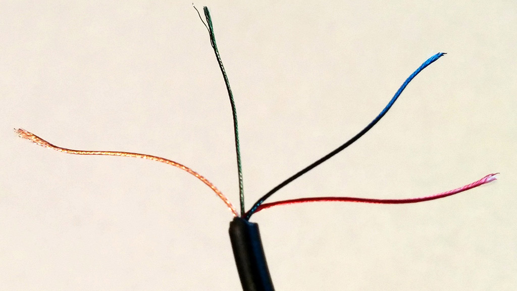 Cómo hacer un cable auxiliar | MN Home Center