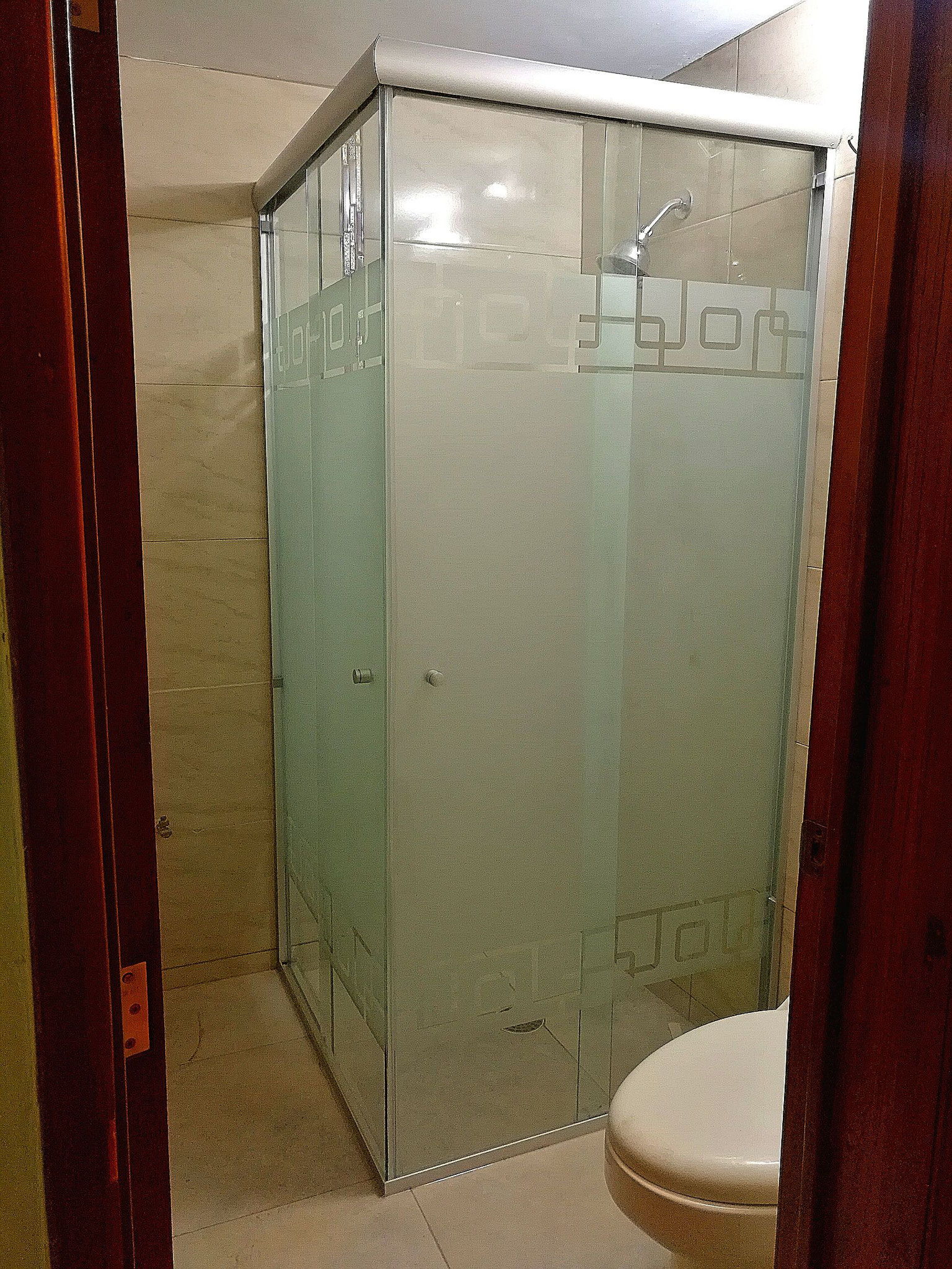 Estilos de canceles para baño