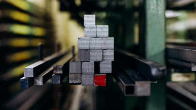 ¿Qué es y cuáles son las medidas más comunes del cuadrado sólido?